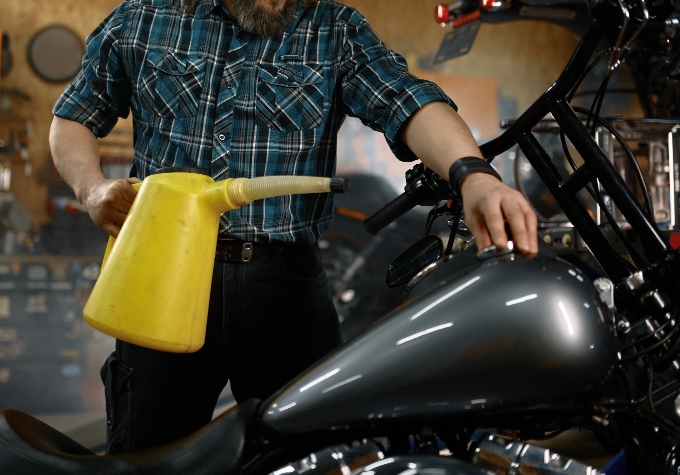 Best 2t & 4t Engine Oil Additives Manufacturers | Finozol